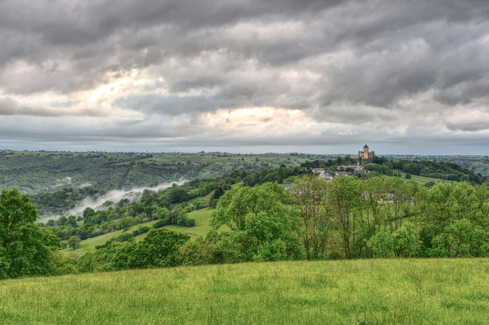 Classe moyen-âge dans les Pyrénées - Valt